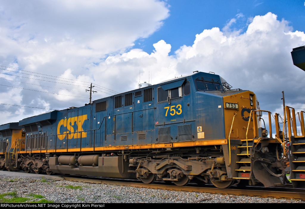 CSX 753